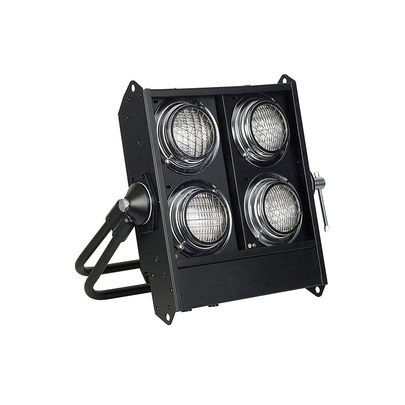 Showtec Stage Blinder (4x 650W) DMX