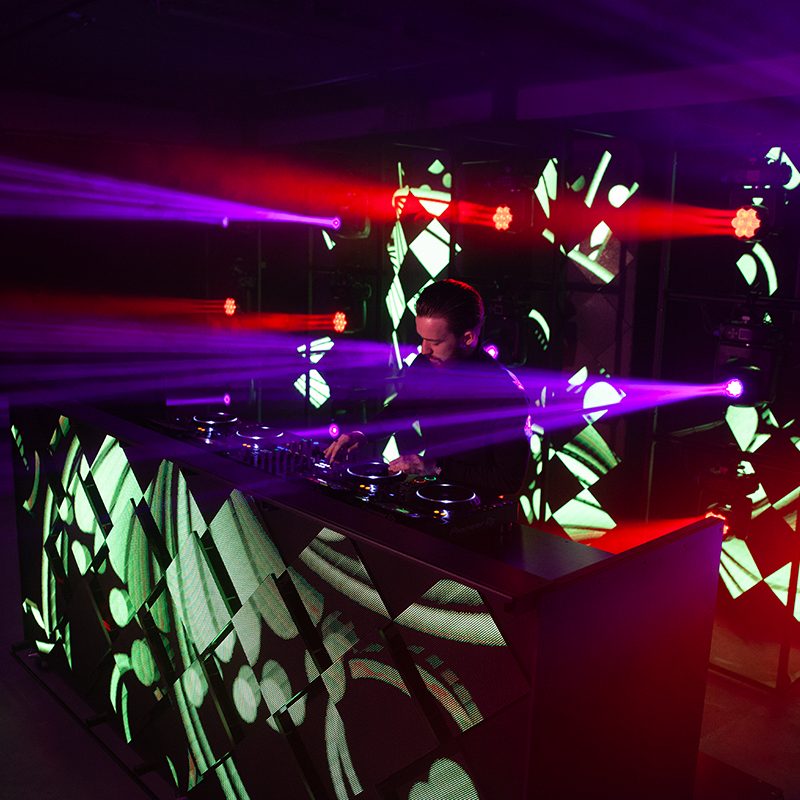 LED Show - XL (500 personen) - DJ Shows huren | Ultrasound Rental